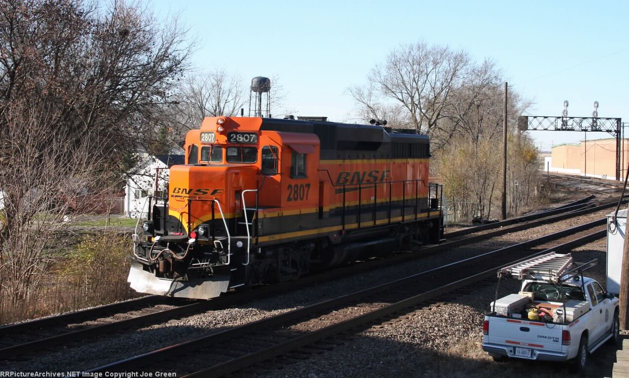 BNSF 2807